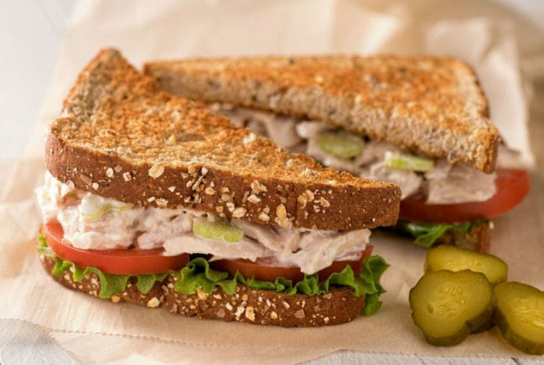 Sanduíches naturais: 10 receitas light e lanches proteicos